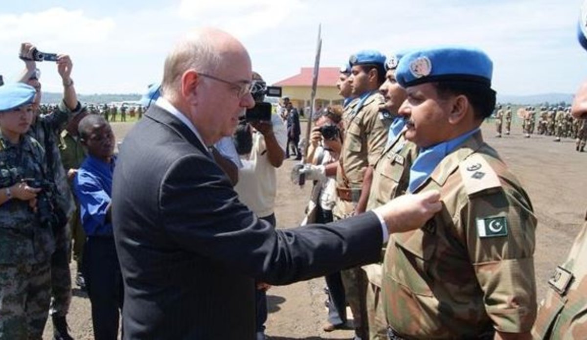 Bukavu: SRSG Roger Meece Attends Pakistan Contingent’s Medal Parade ...